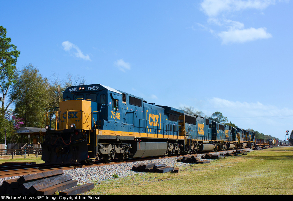 CSX 7548 Q456